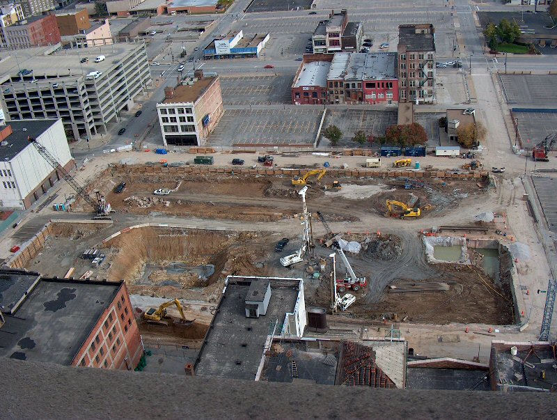 H&R Block Tower Construction - Kansas City - UrbanPlanet.org